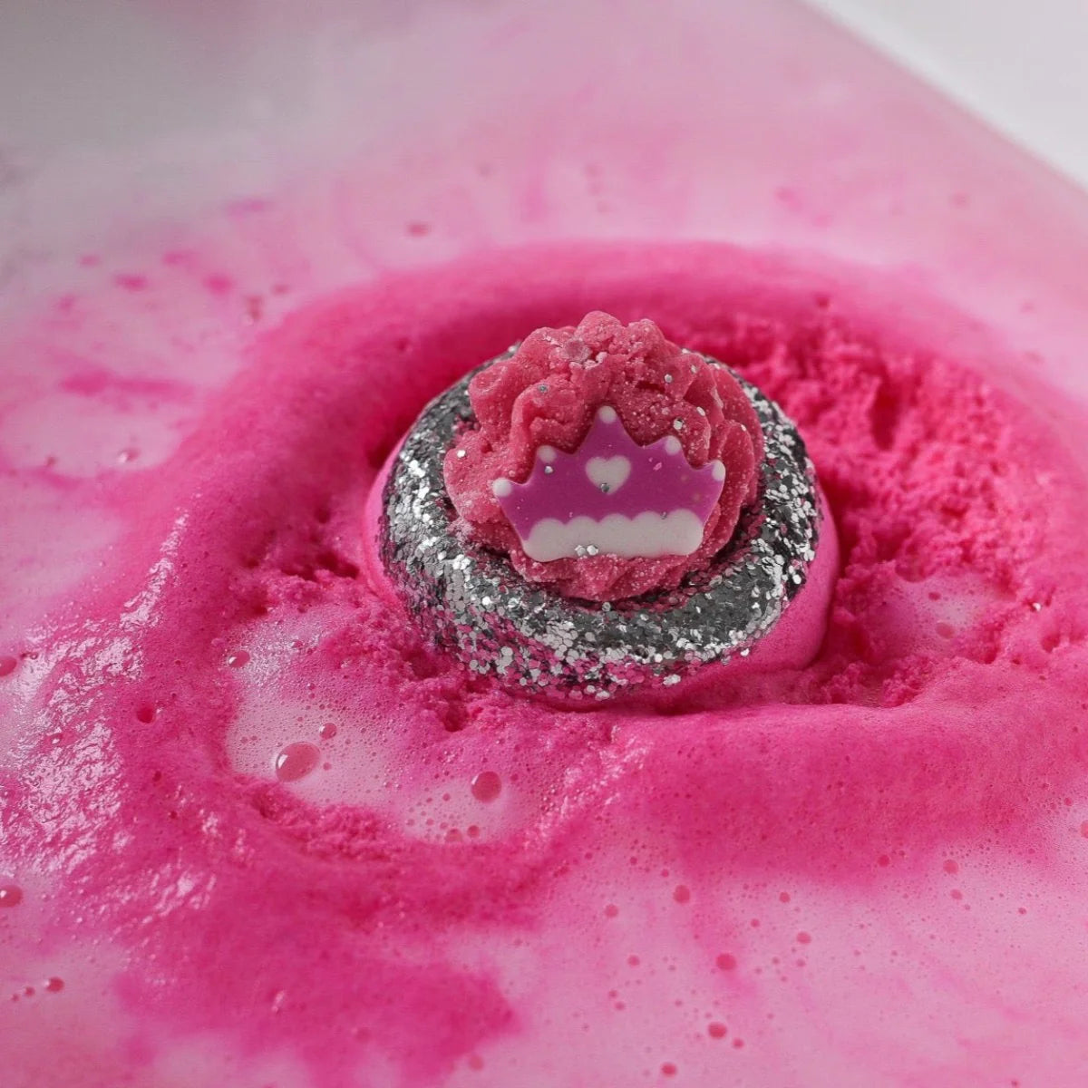 Bomb Cosmetics Bomb Babes Gift Pack – Old Railway Line Garden Centre