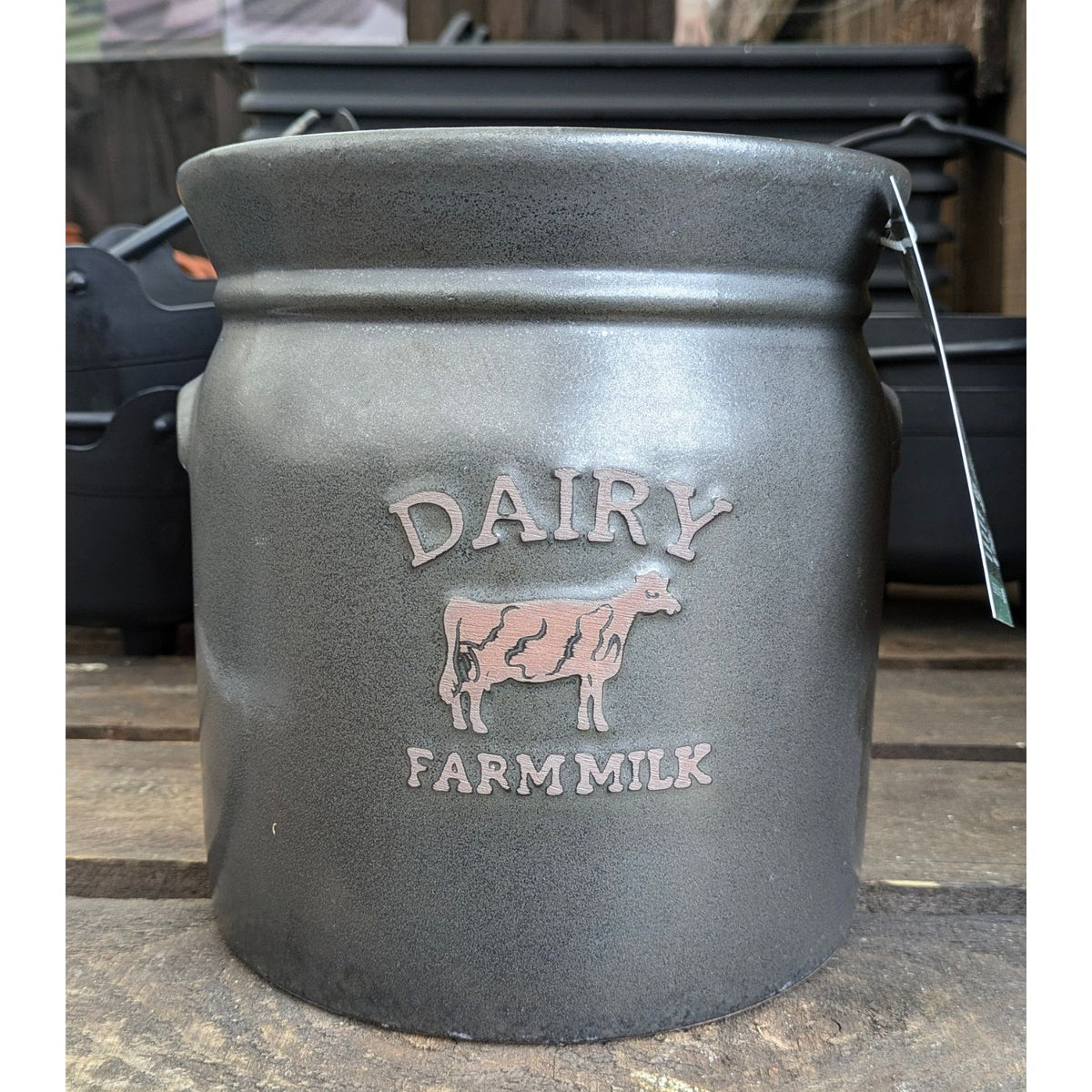 Woodlodge 23cm Matte Black Dairy Pot – Old Railway Line Garden Centre