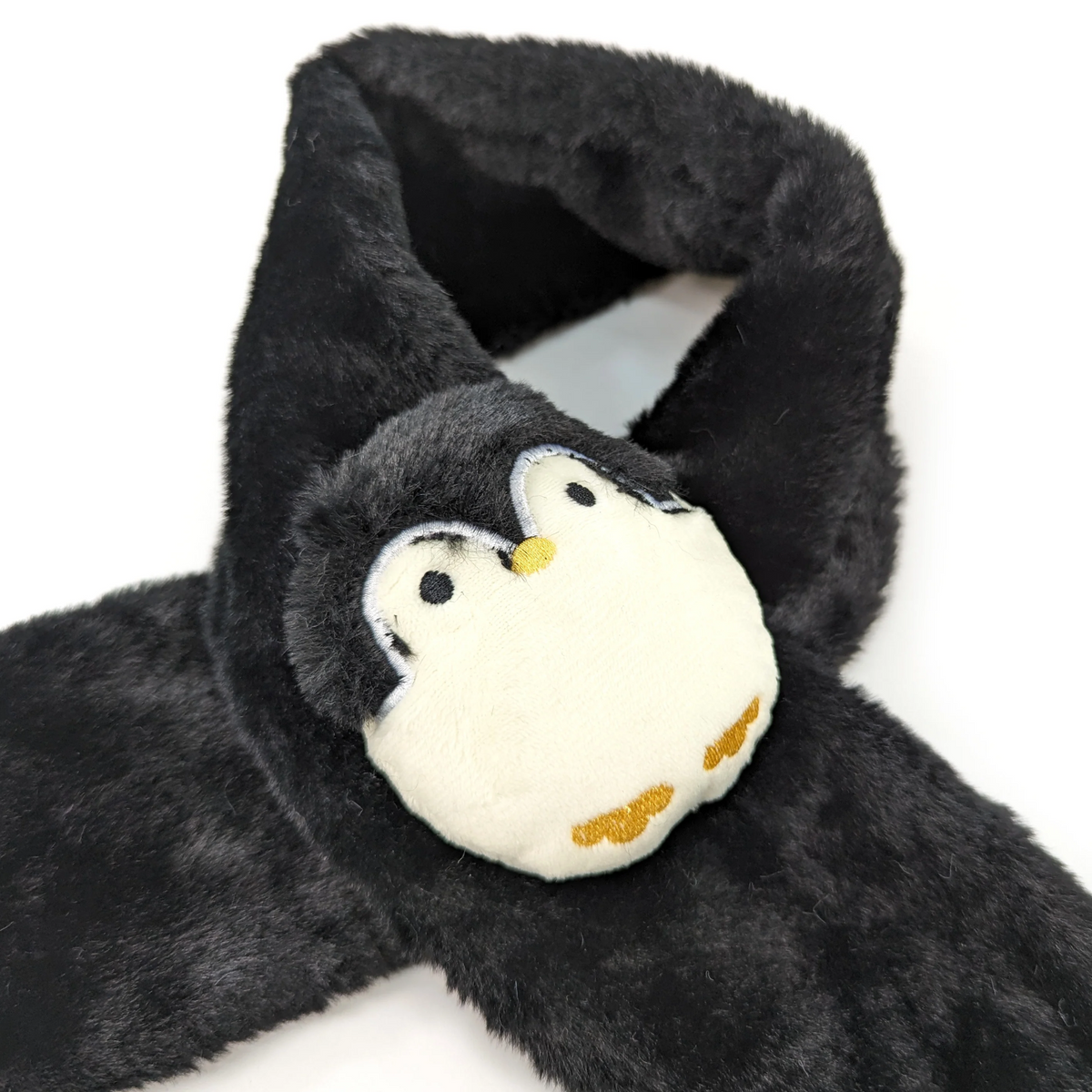 Black Ginger Penguin Scarf - Black – Old Railway Line Garden Centre